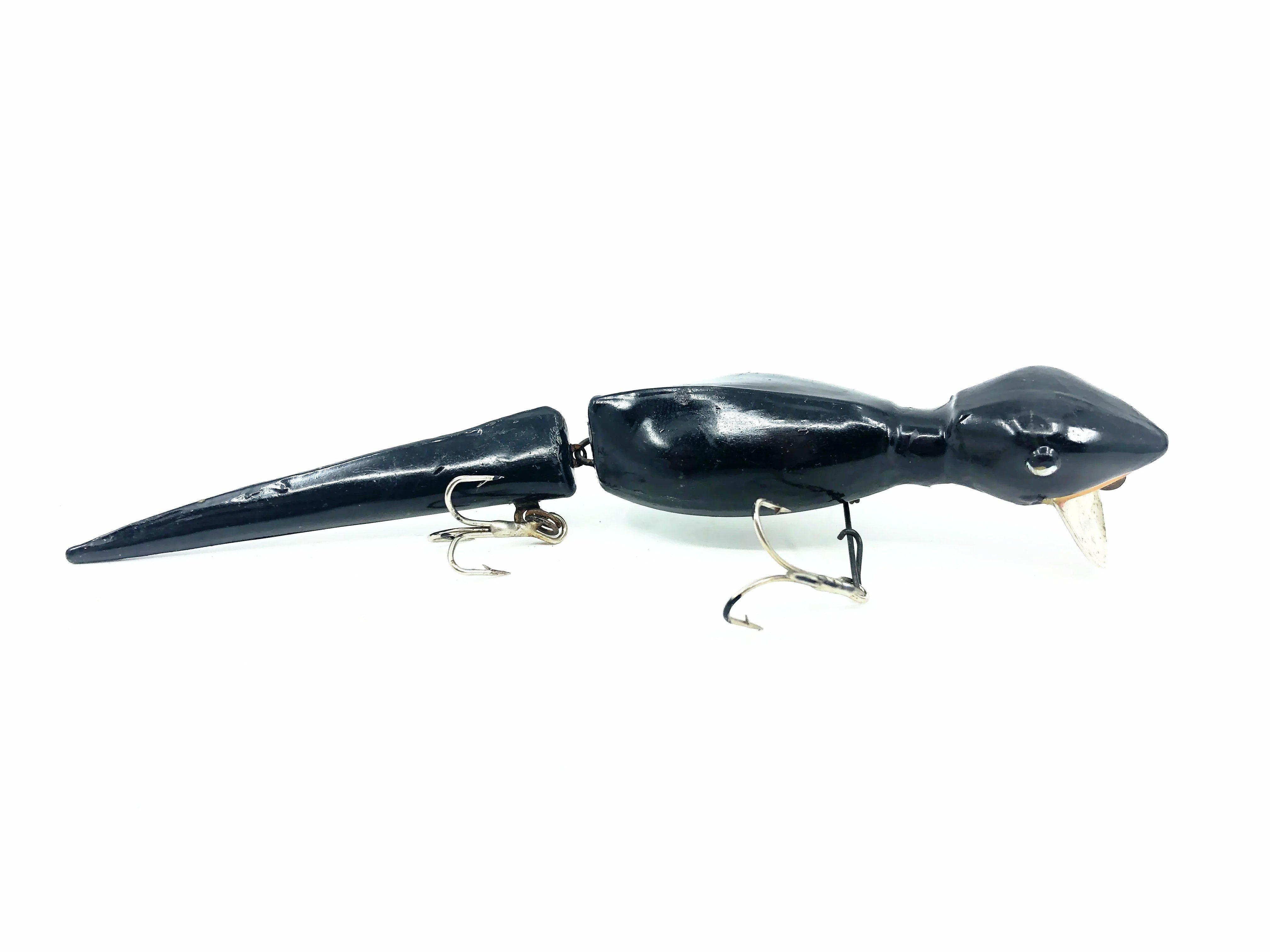Sally the Hooker Salamander Lure (Hinkle Lizard), Black Color – My Bait ...