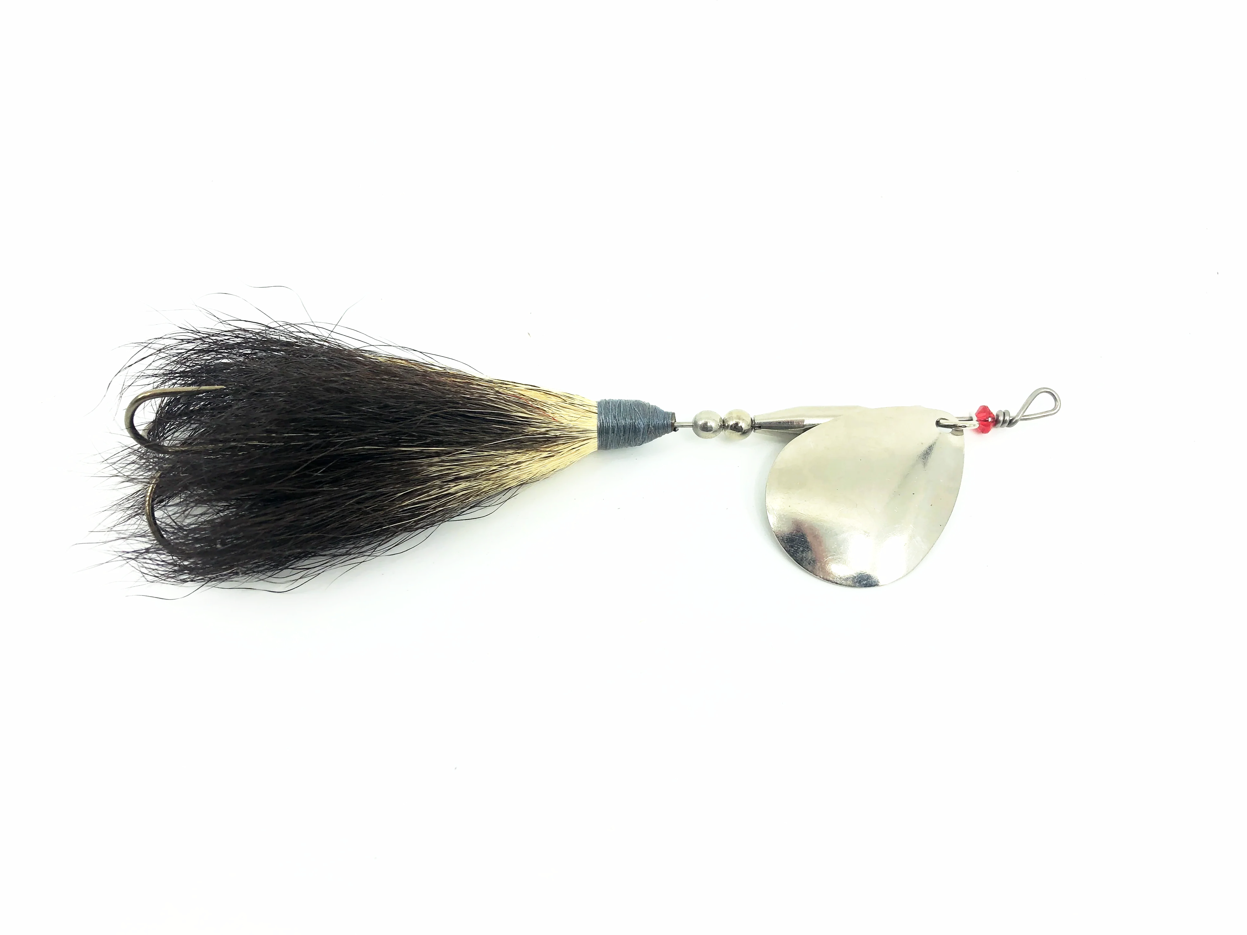 Musky Bucktail Spinner, Silver Blade/Black & White Tail Color - Colora ...