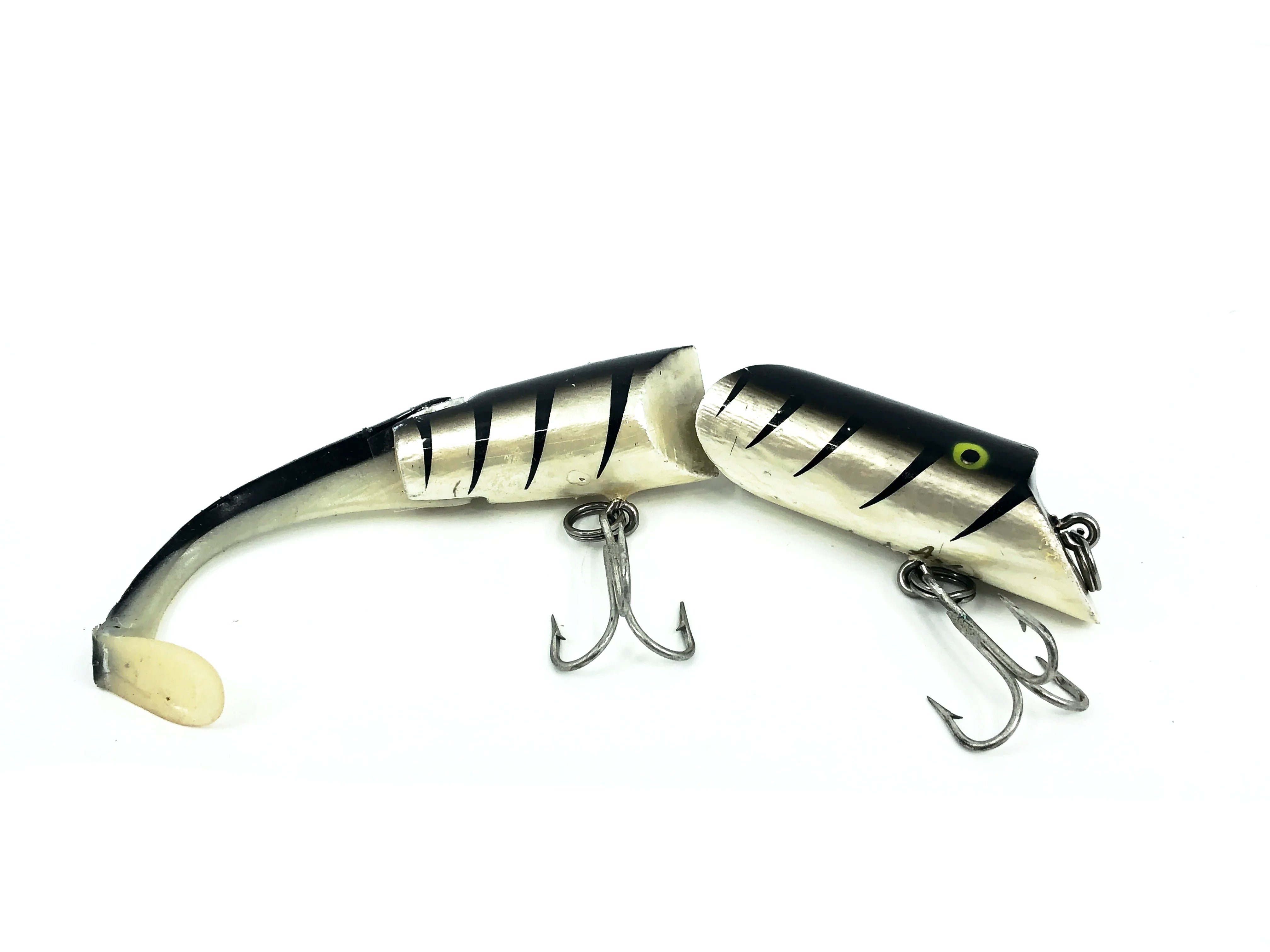 Fred Arbogast A.C Plug Wag Tail, Silver/Black Ribs Color 7" – My Bait ...