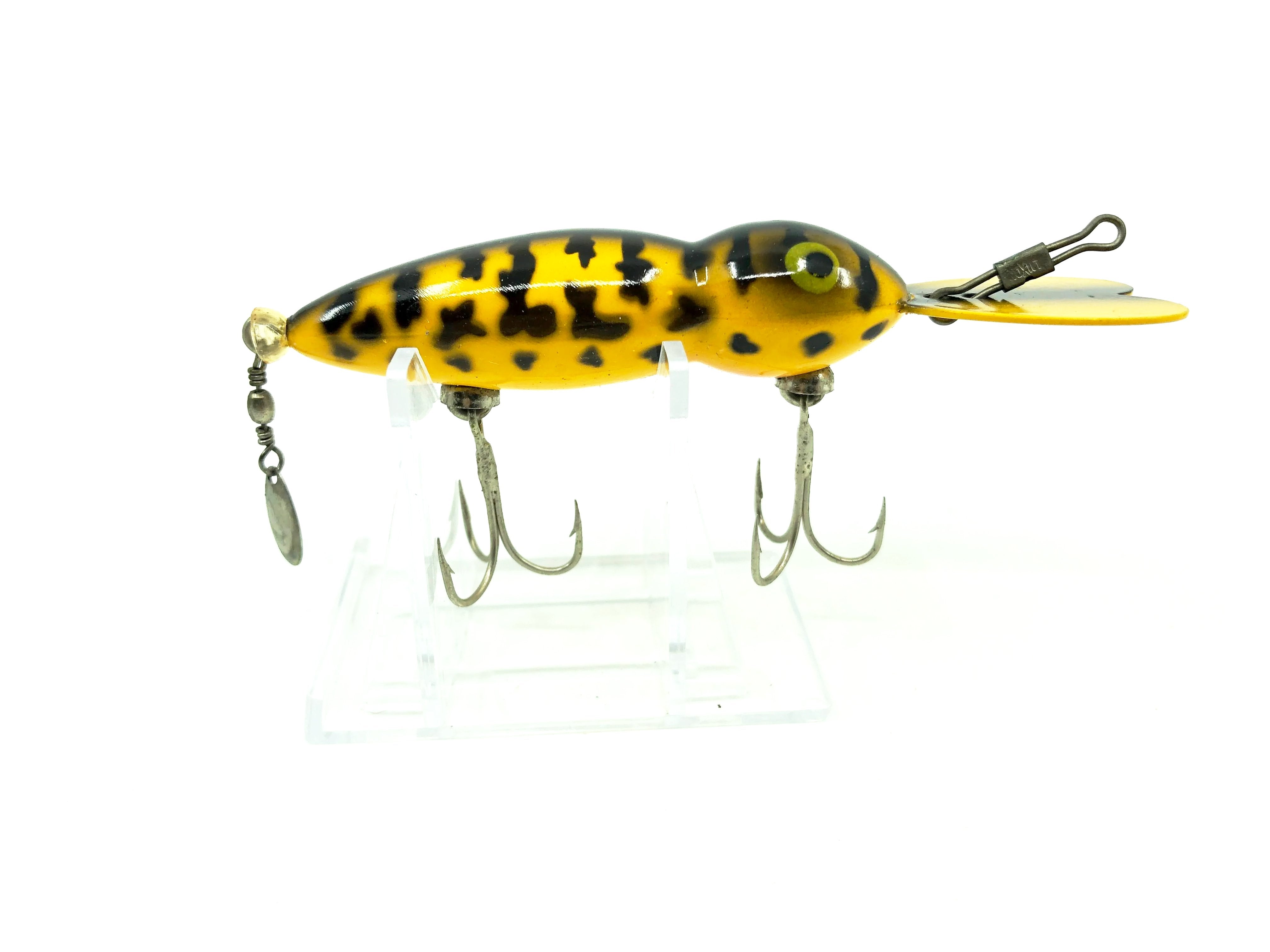 Whopper Stopper Hellbender, Yellow Coachdog Color – My Bait Shop, LLC