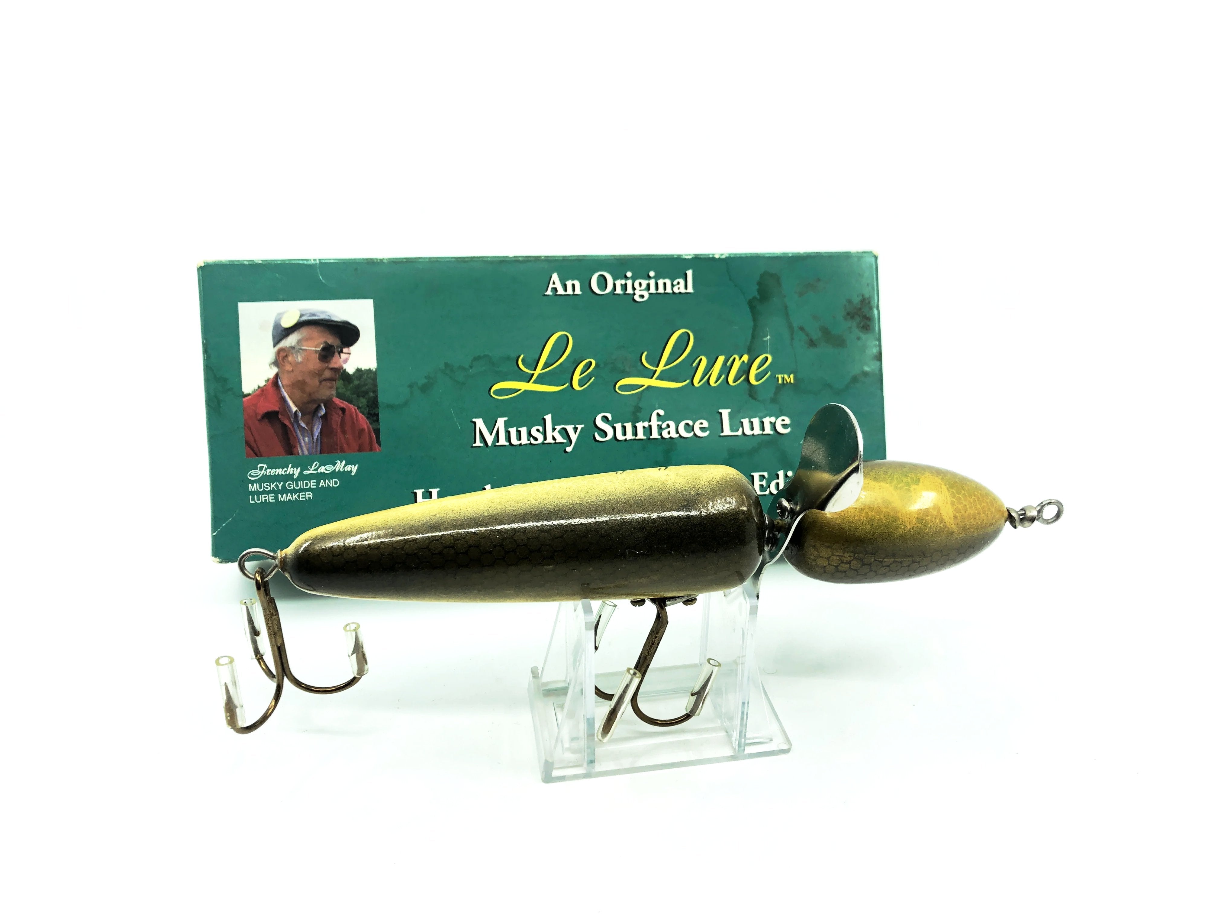 Le Lure Musky Surface Lure, Bird (Globe Type Lure) Gold Scale Color wi ...
